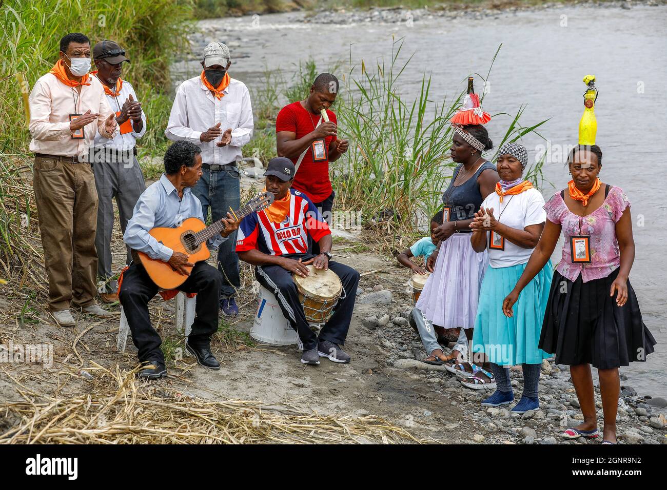 Afro-Ecuadorian group playing bomba and dancing in Valle del Chota ...