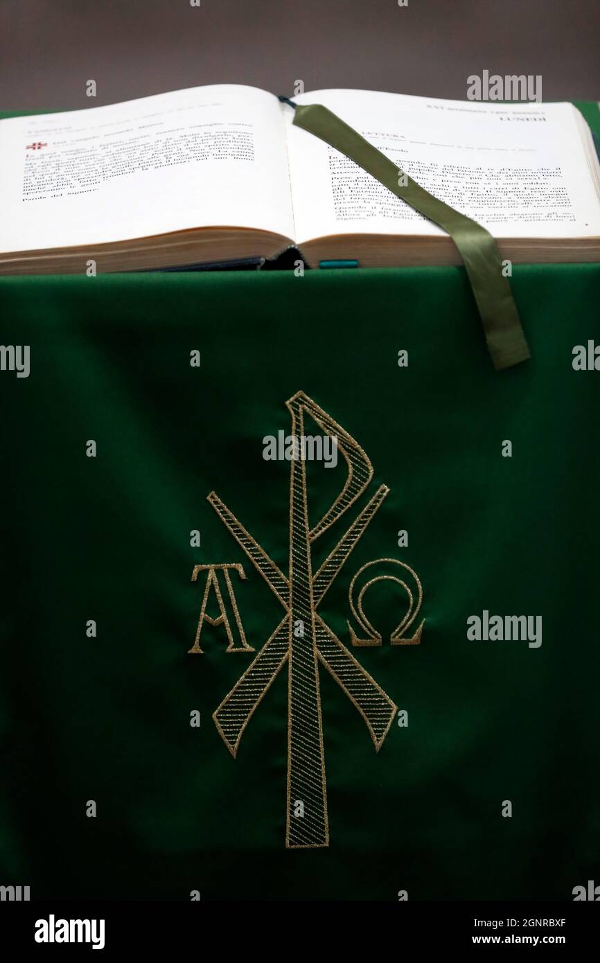 Lectionary catholic church hi-res stock photography and images - Alamy