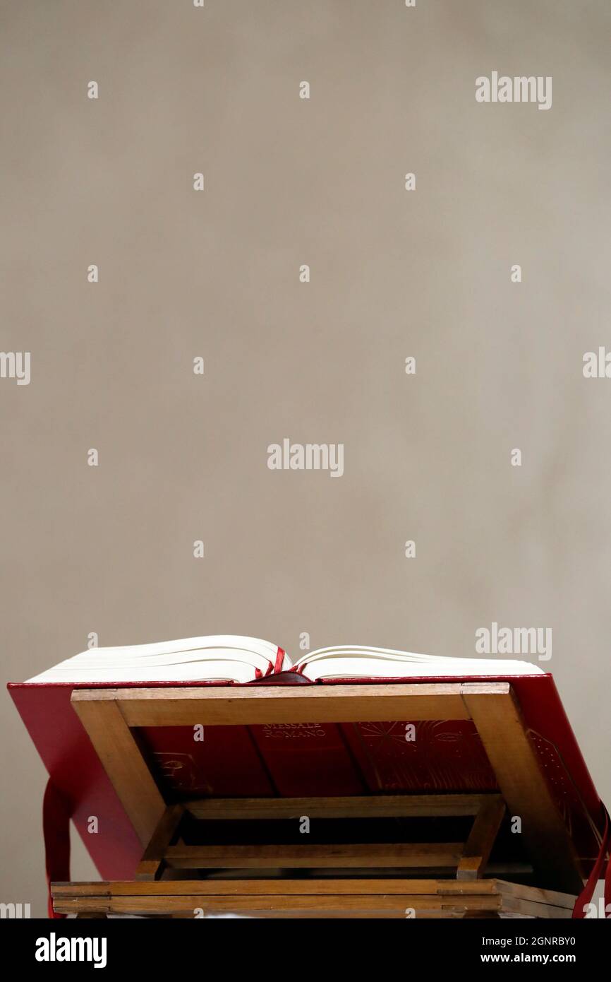 Lectionary catholic church hi-res stock photography and images - Alamy