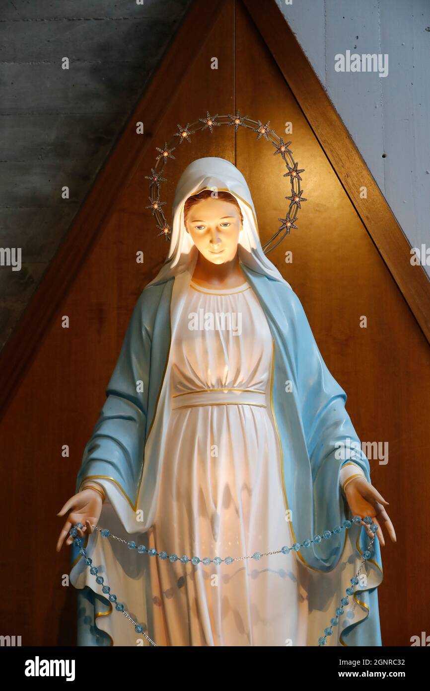 Virgin mary italy hi-res stock photography and images - Alamy