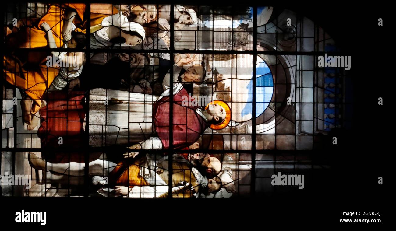 Milan Cathedral. Stained glass window. Italy Stock Photo - Alamy