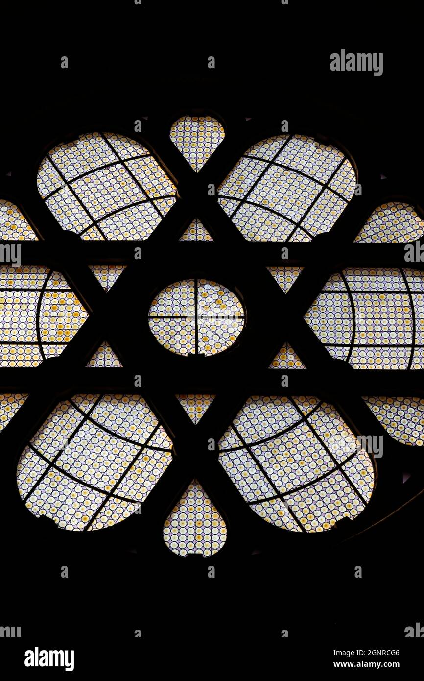 Interior of synagogue. Rose window with Star of David. Trieste. Italy ...