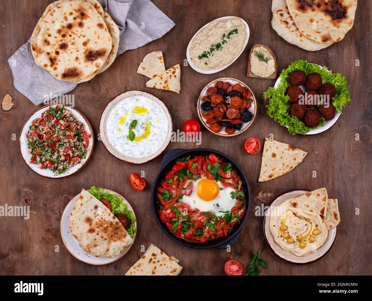 Traditional Jewish, Israeli and middle Eastern food Stock Photo - Alamy