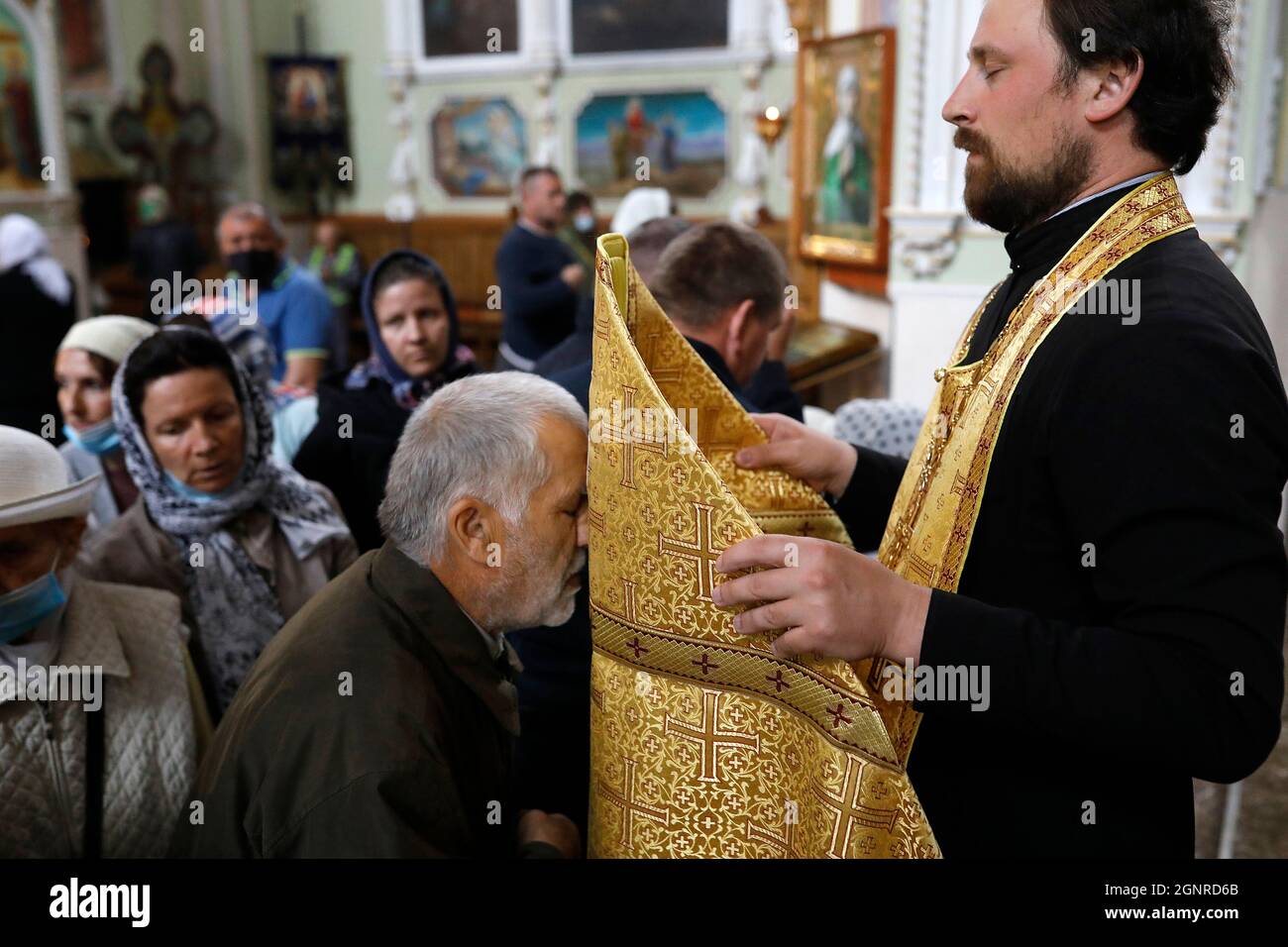 Orthodox mass in transfiguration hi-res stock photography and images ...
