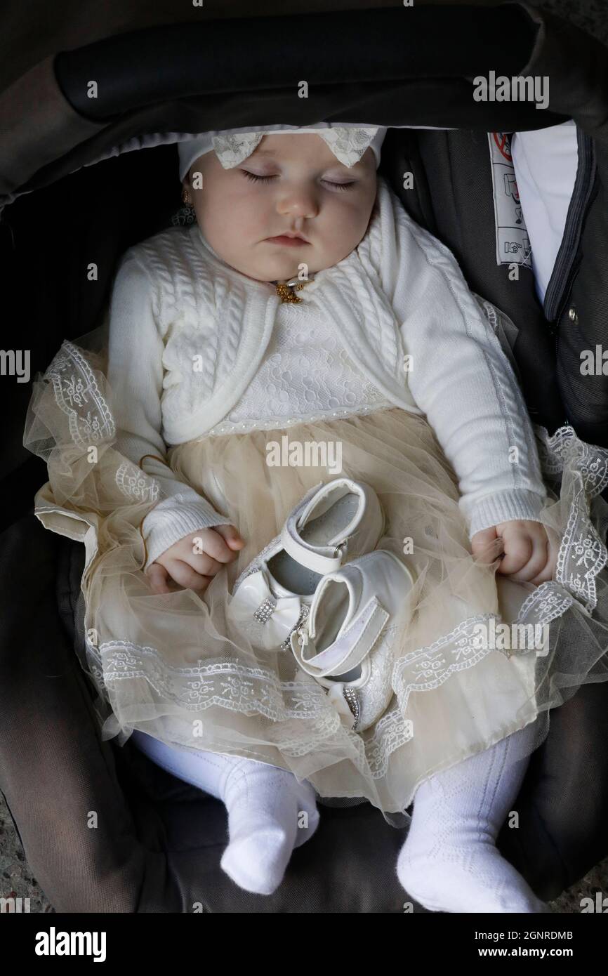 Bebe fille hi-res stock photography and images - Alamy