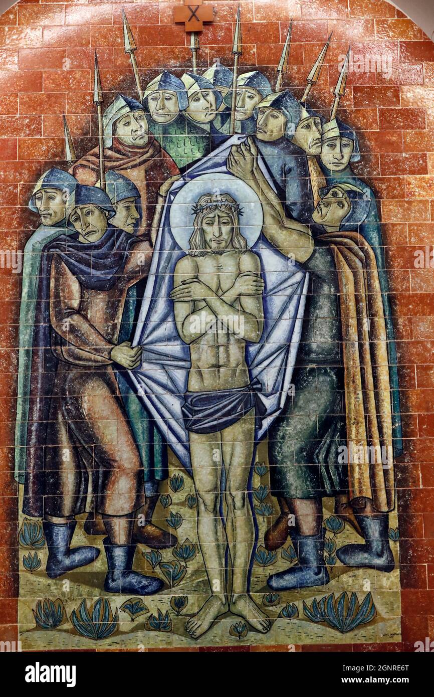 Sanctuary of Fatima. Way of the Cross. Jesus is arrested. The passion ...