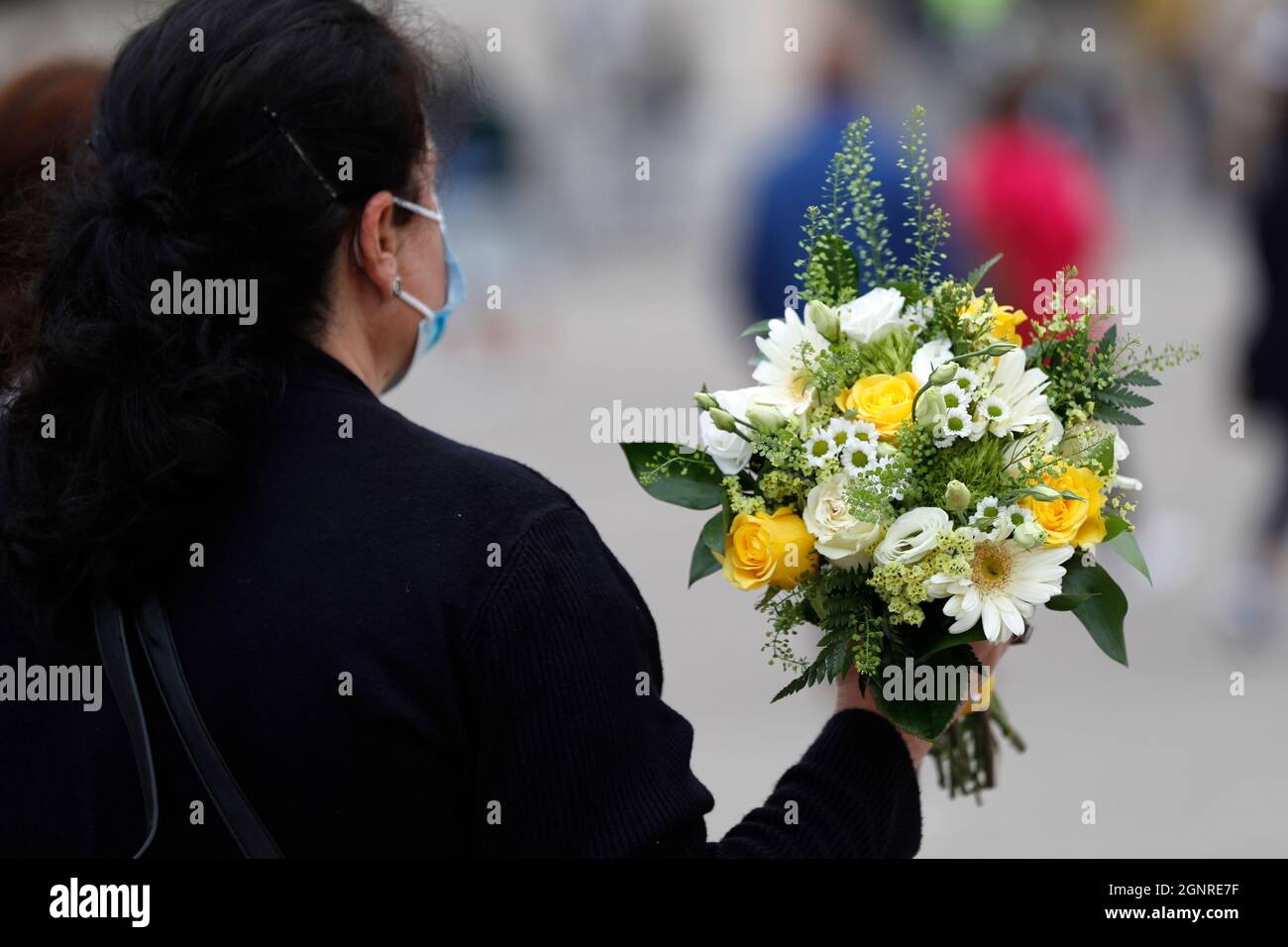 Sanctuary of Fatima. Flowers. Portugal Stock Photo - Alamy