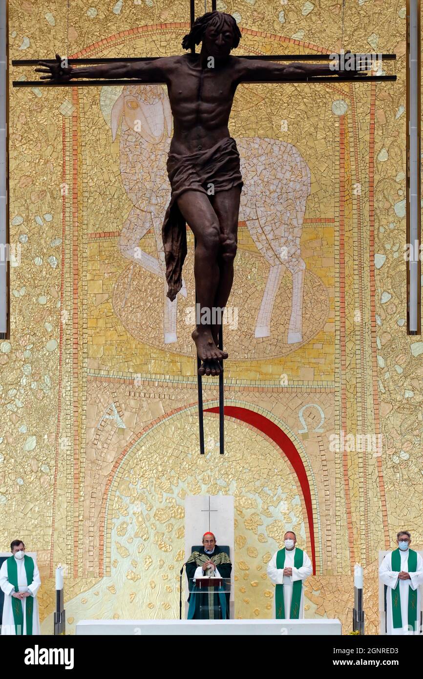 Basilica of the Holy Trinity. Catholic mass. Sanctuary of Our Lady of ...