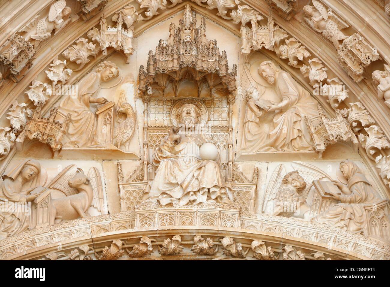 Batalha Monastery. Late Gothic architecture, intermingled with the ...