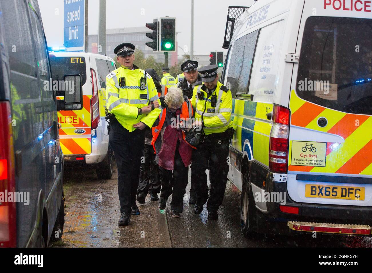 Colnbrook, UK. 27th September, 2021. Metropolitan Police officers ...
