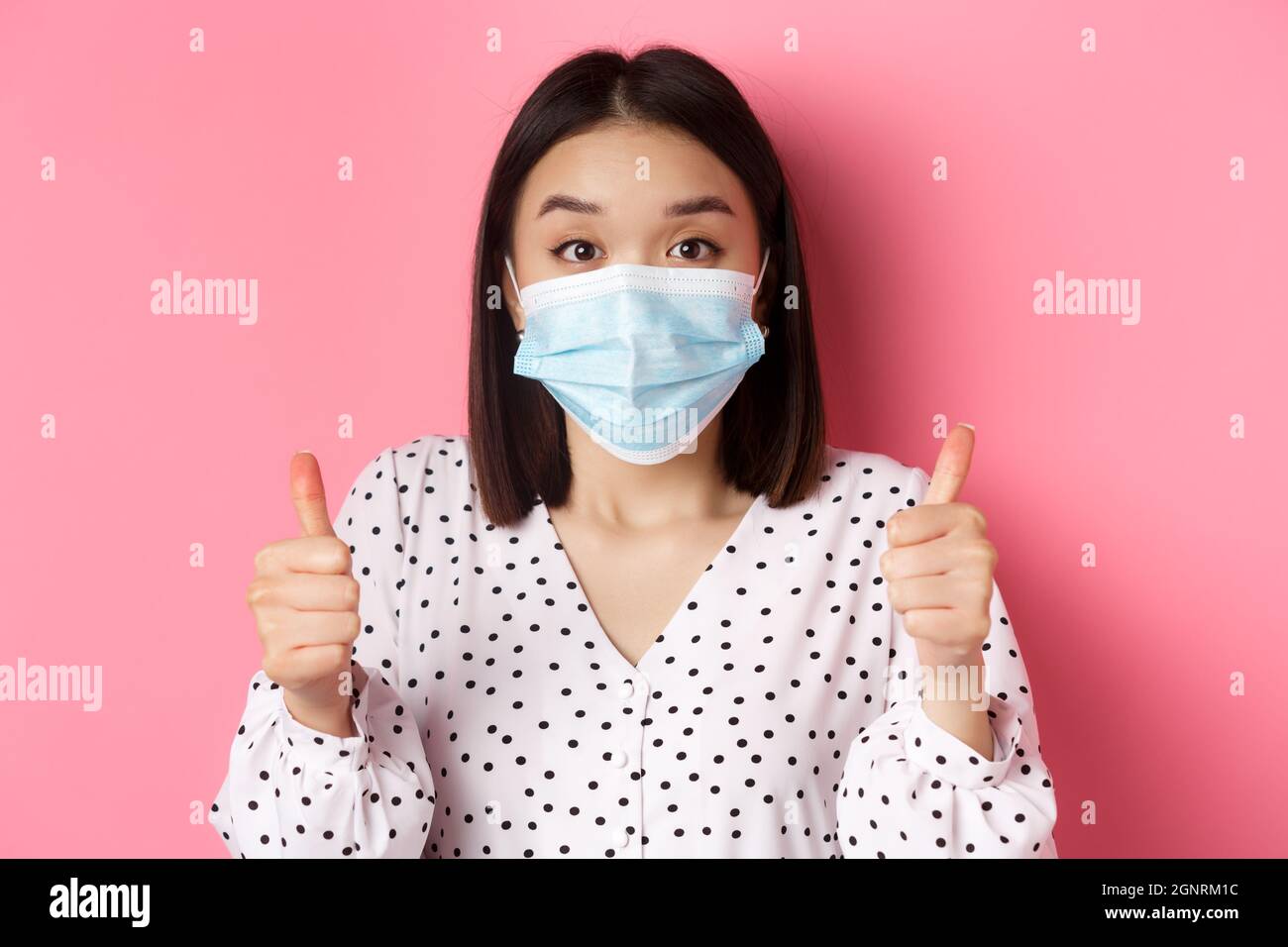 Covid-19, pandemic and lifestyle concept. Supportive asian female in ...