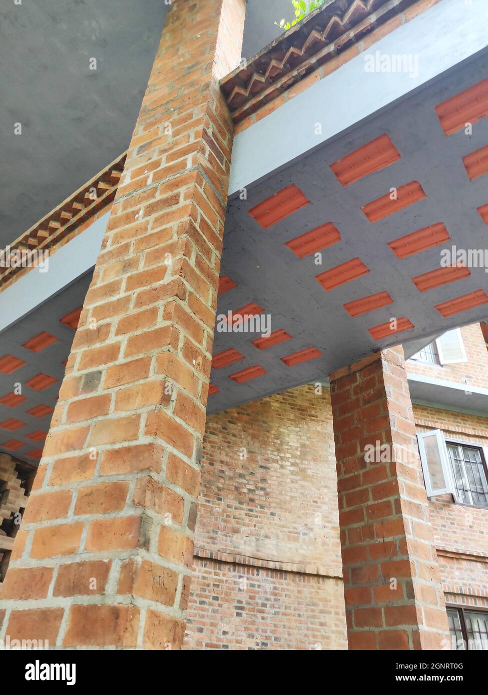 brick walls and columns with filler slab and orange tiles Stock Photo ...