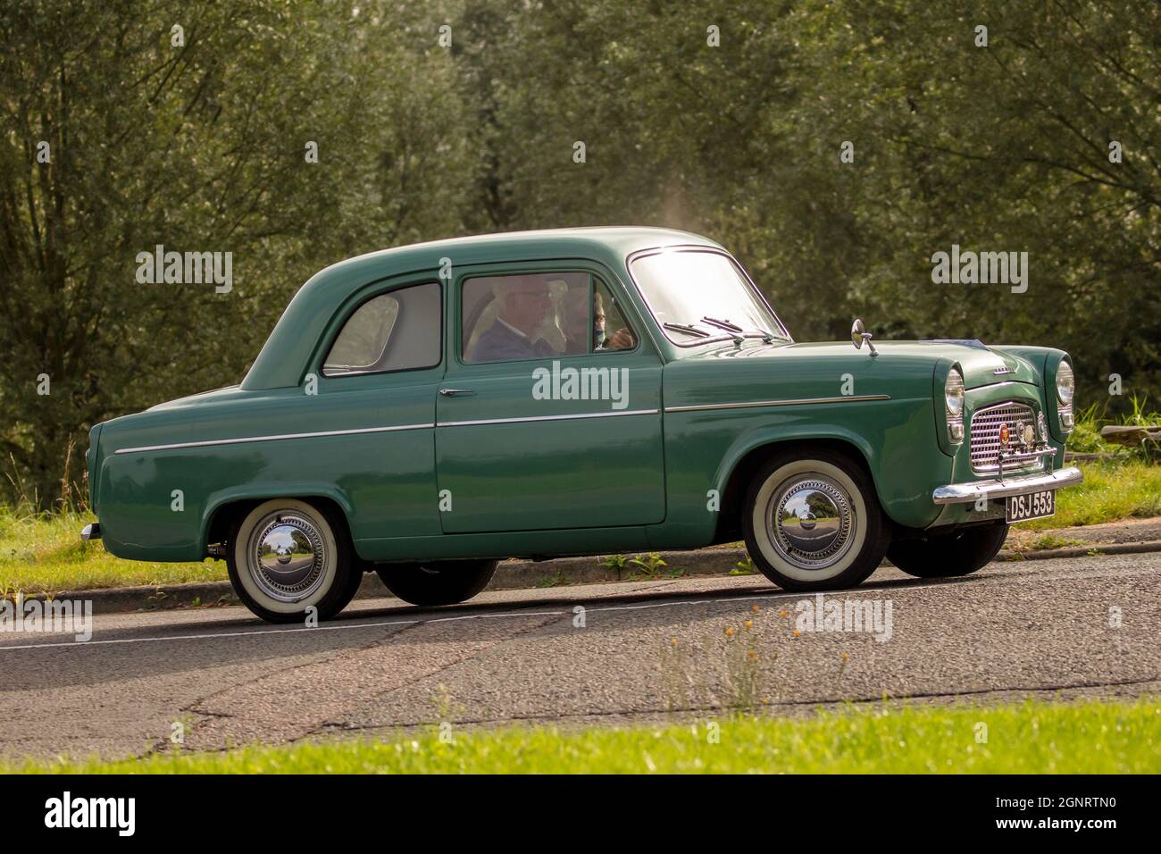Classic vintage green ford saloon hi-res stock photography and images ...