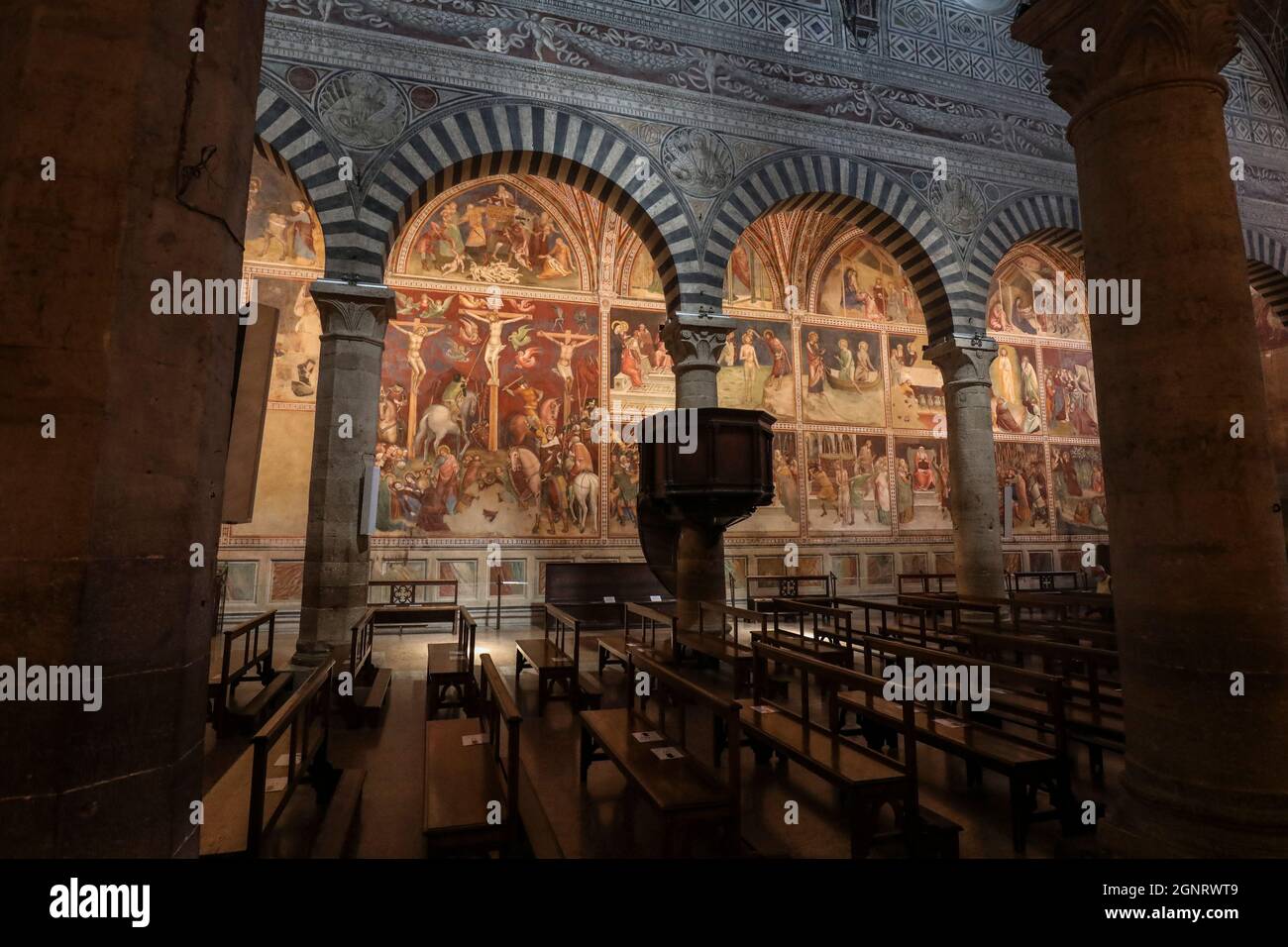 Duomo di san gimignano hi-res stock photography and images - Alamy