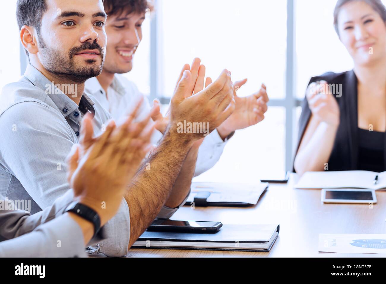 Clapping hands closeup hi-res stock photography and images - Alamy