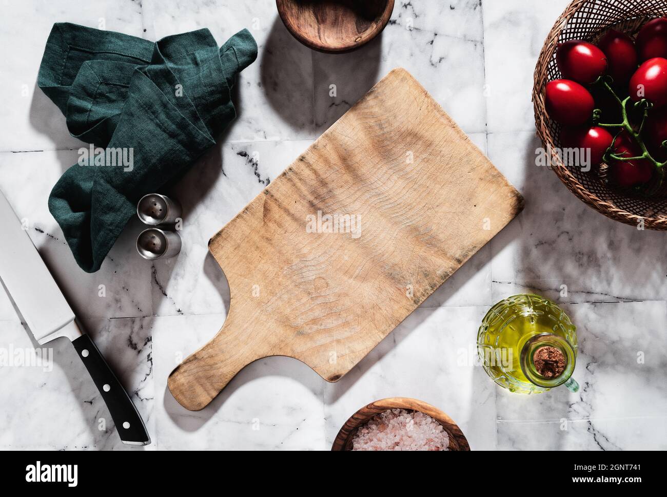 set with kitchen utensils. table setting Stock Photo - Alamy