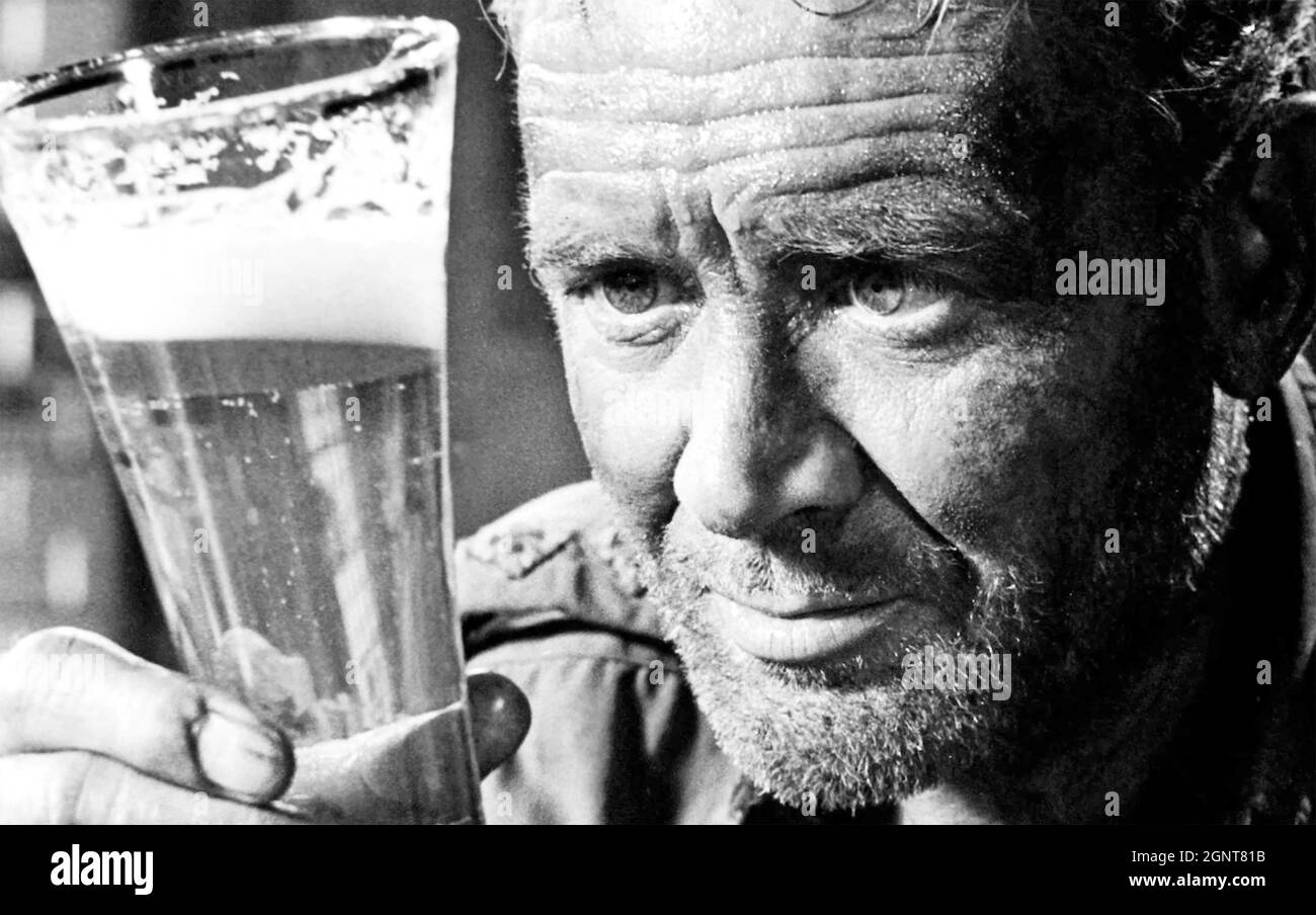 Film ice cold in alex hi-res stock photography and images - Alamy