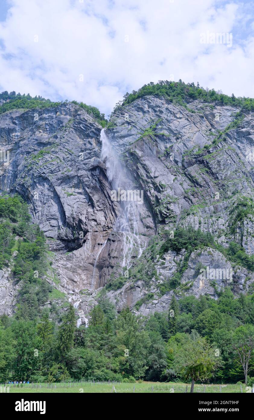 France, Haute-Savoie (74), Sallanches, Massif du Giffre, cascade de l ...