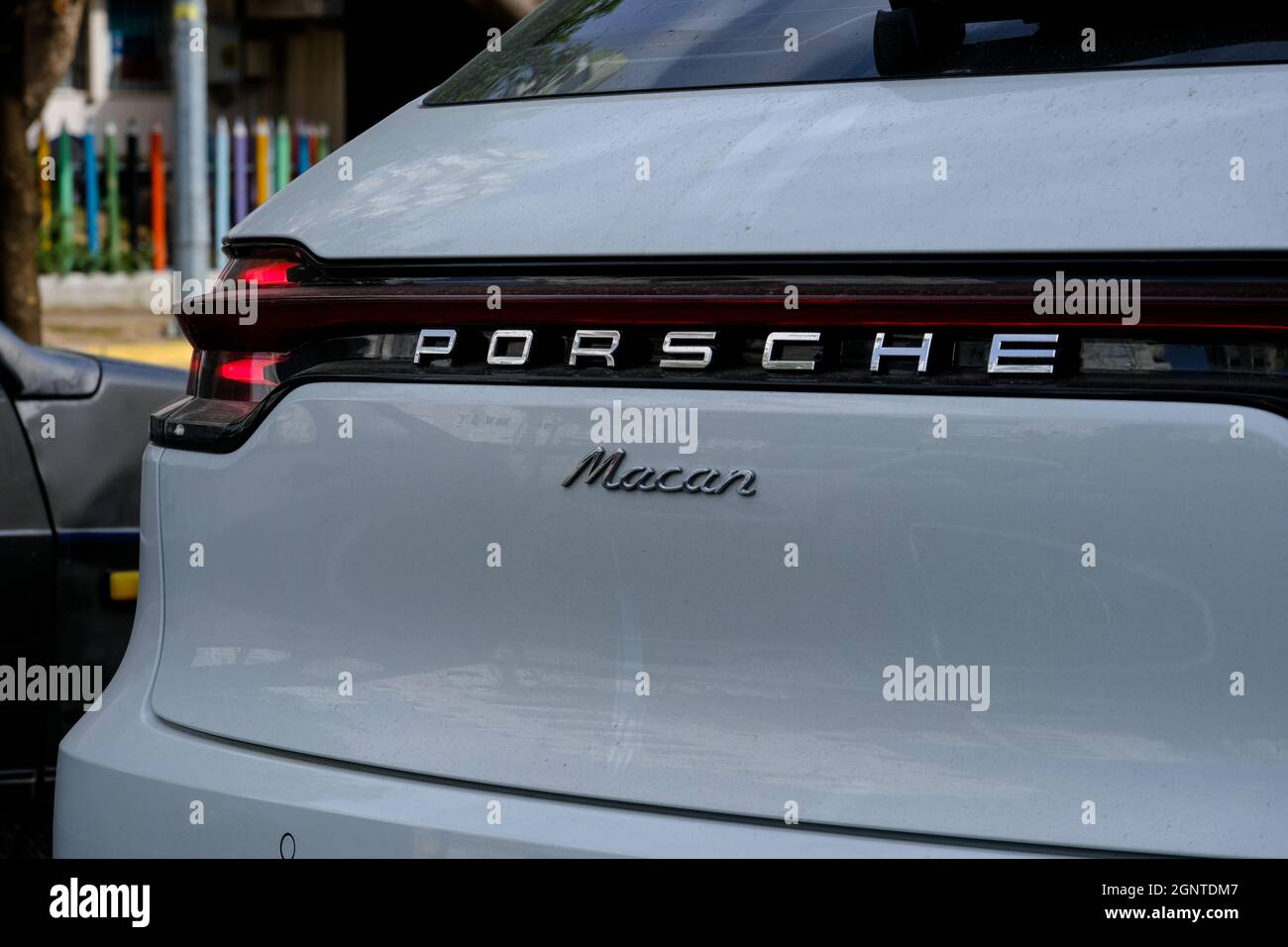 rear shot of Porsche Macan Stock Photo - Alamy