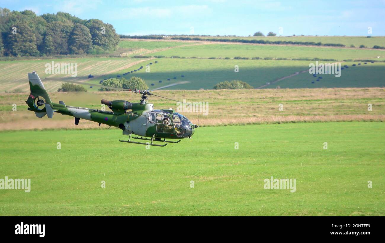 XZ334 British army (Army Air Corps AAC) 1977 helicopter aerospatiale ...