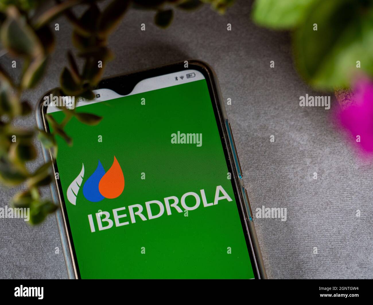 Iberdrola logo hi-res stock photography and images - Alamy