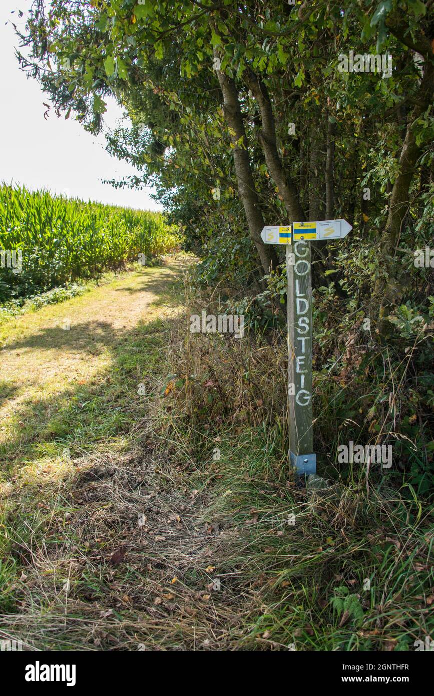 A long distance hiking trail hi-res stock photography and images - Alamy