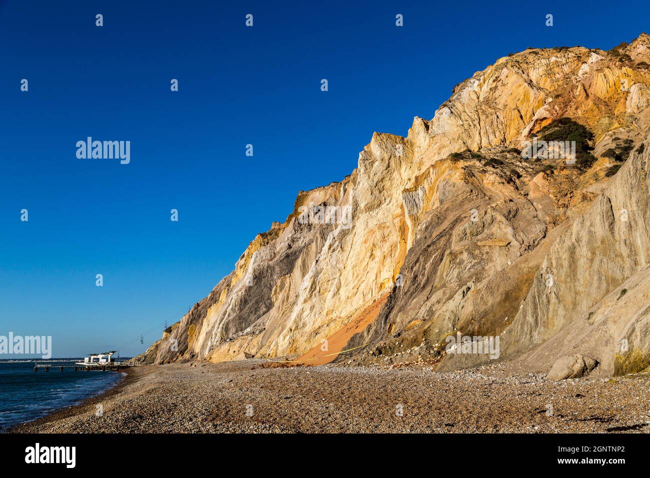 Alum bay beach hi-res stock photography and images - Alamy