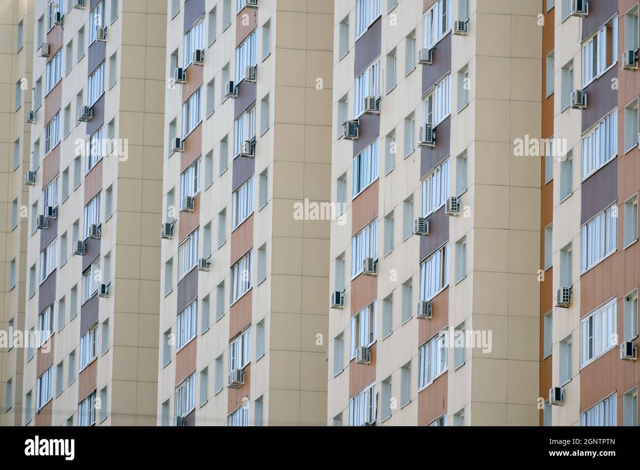 Windows on the facades of high-rise apartment buildings, close-up Stock ...