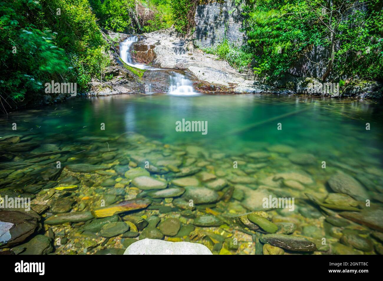 The little waterfalls hi-res stock photography and images - Alamy