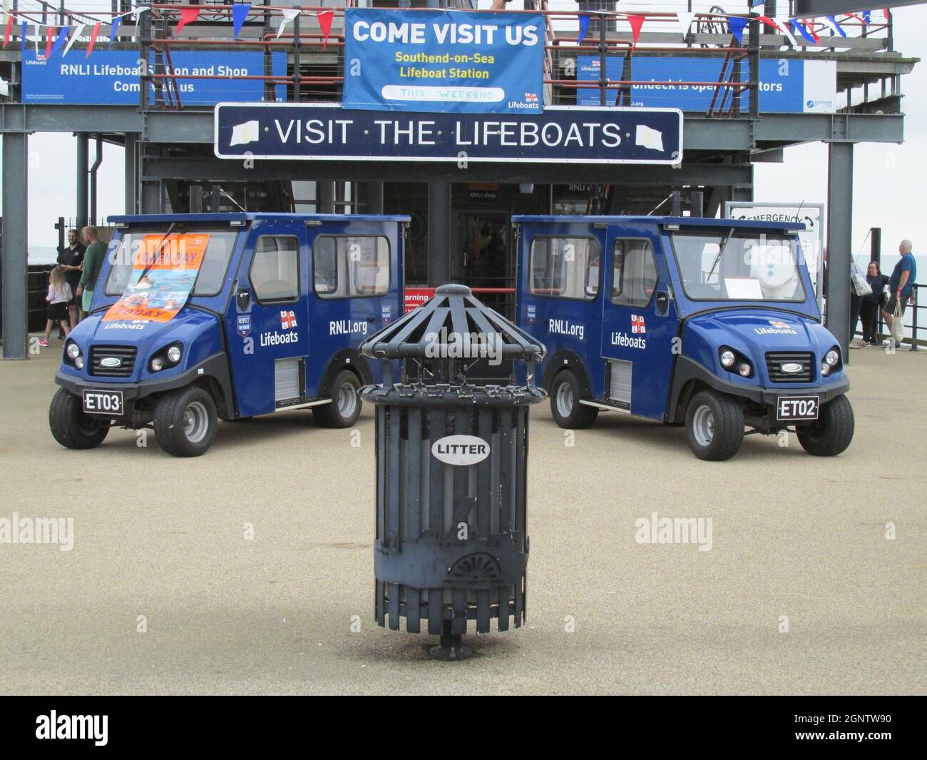 Southend RNLI Lifeboat station open day September 2021 Stock Photo - Alamy
