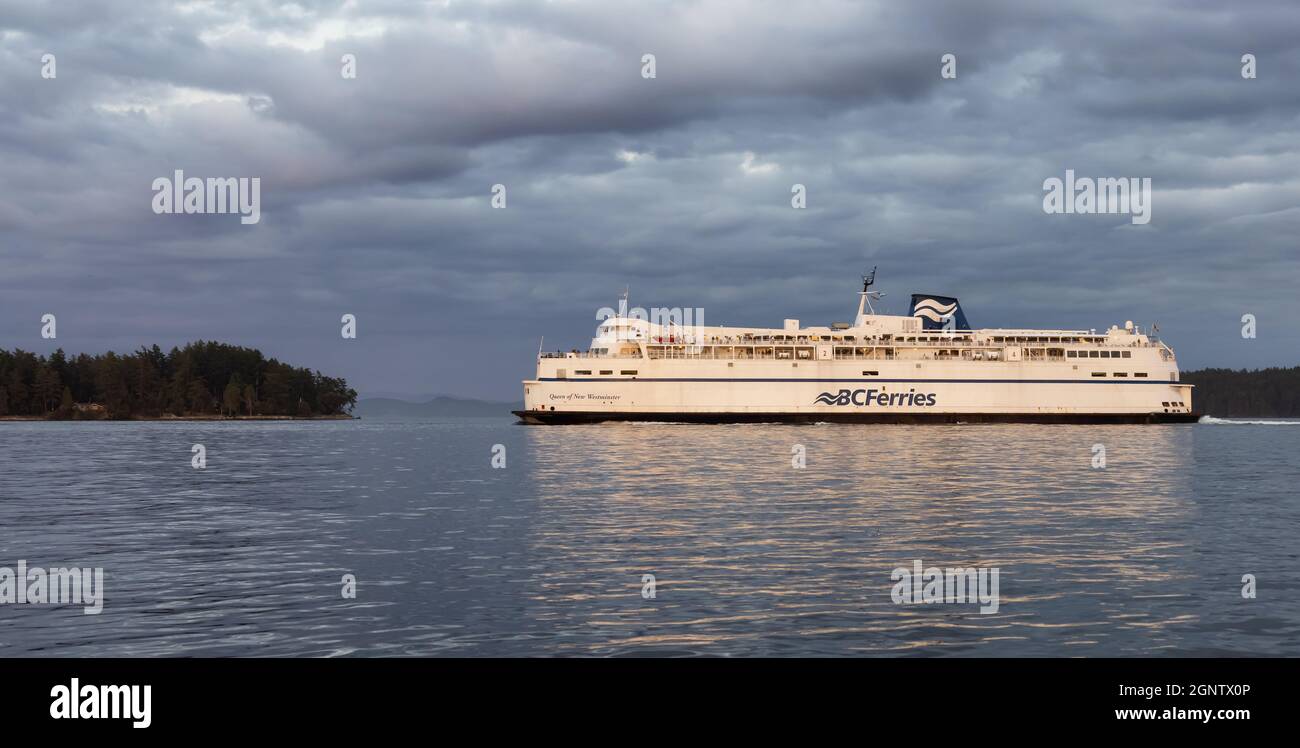 BC Ferries Boat Leaving the Terminal in Swartz Bay Stock Photo - Alamy