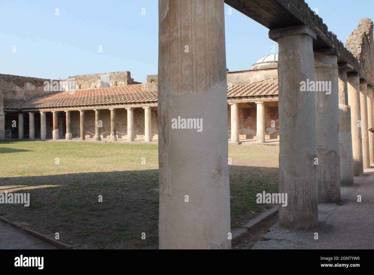Ancient stone building ruins with columns Stock Photo - Alamy