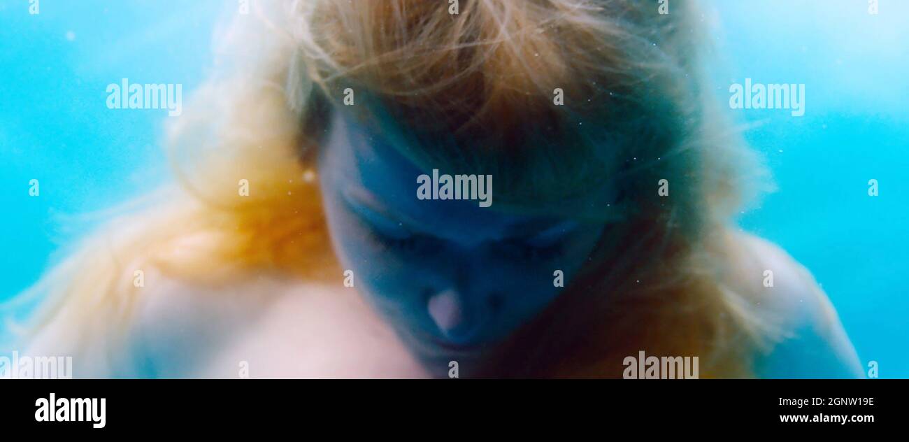 BETWEEN WAVES, Fiona Graham, 2020. © Hewes Pictures / Courtesy Everett ...