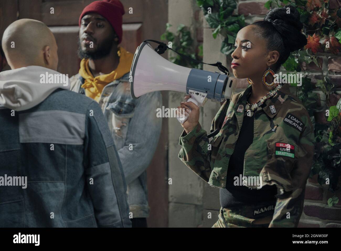 DEAR WHITE PEOPLE, from left: Jemar Michael (back co camera), Noah Taliferro, Joi Liaye, (Season ...