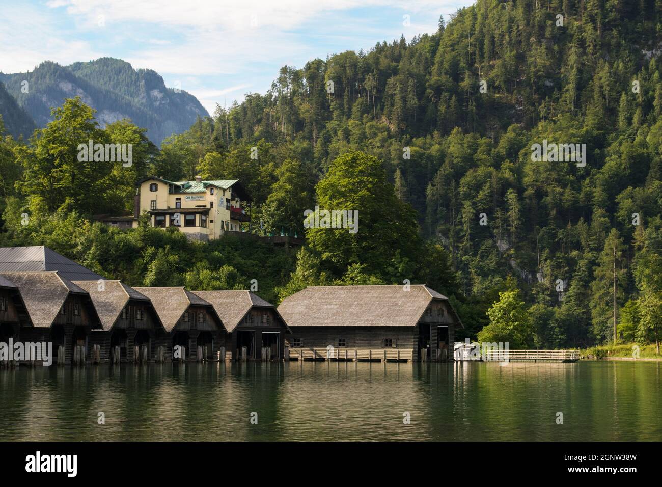 House isolated cliff hi-res stock photography and images - Alamy