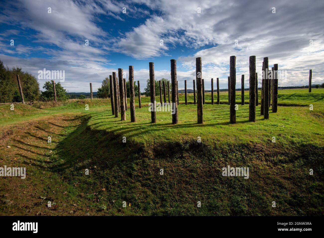 Henge Monument England Archaeologists Find Ancient Hidden Henge In