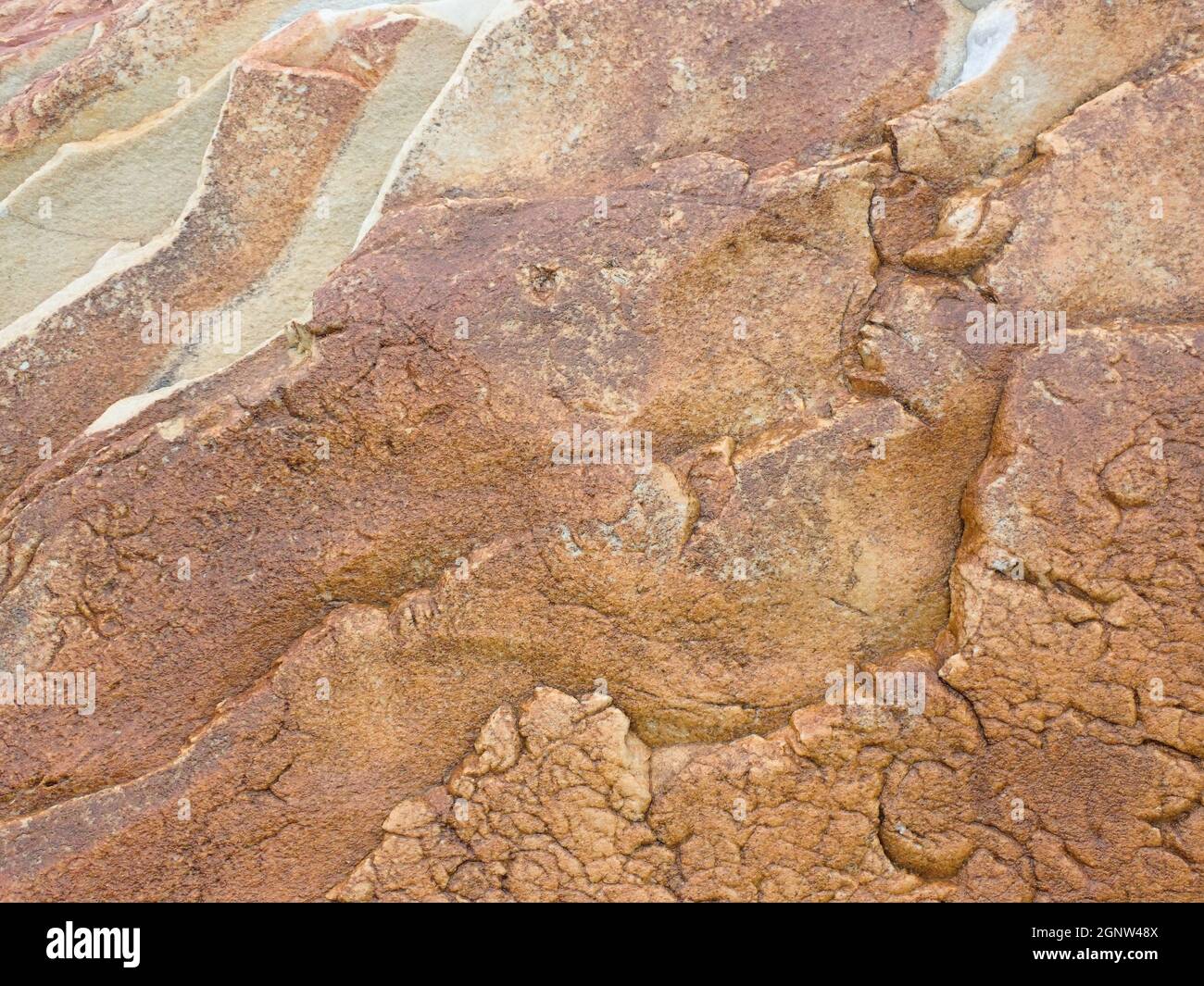 Sedimentary rock layers horizontal hi-res stock photography and images ...