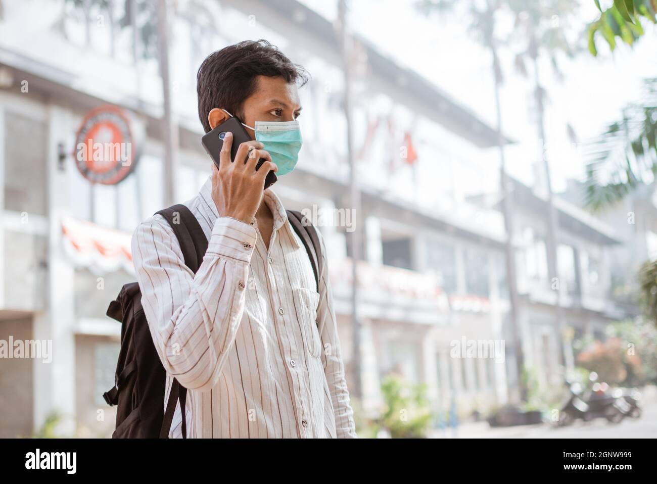 student wearing face mask before going to school or campus Stock Photo ...