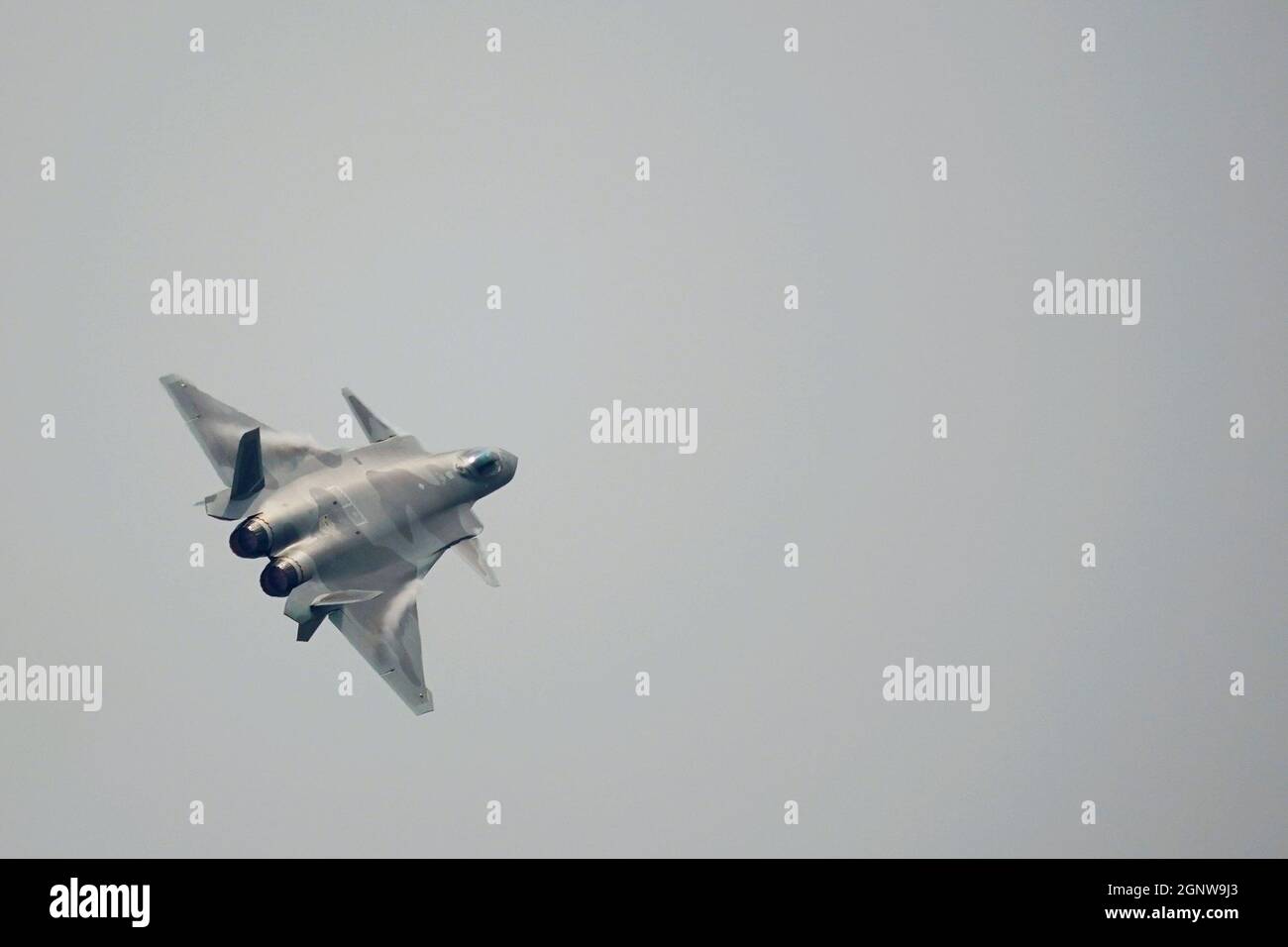 J 20 fighter jet hi-res stock photography and images - Alamy