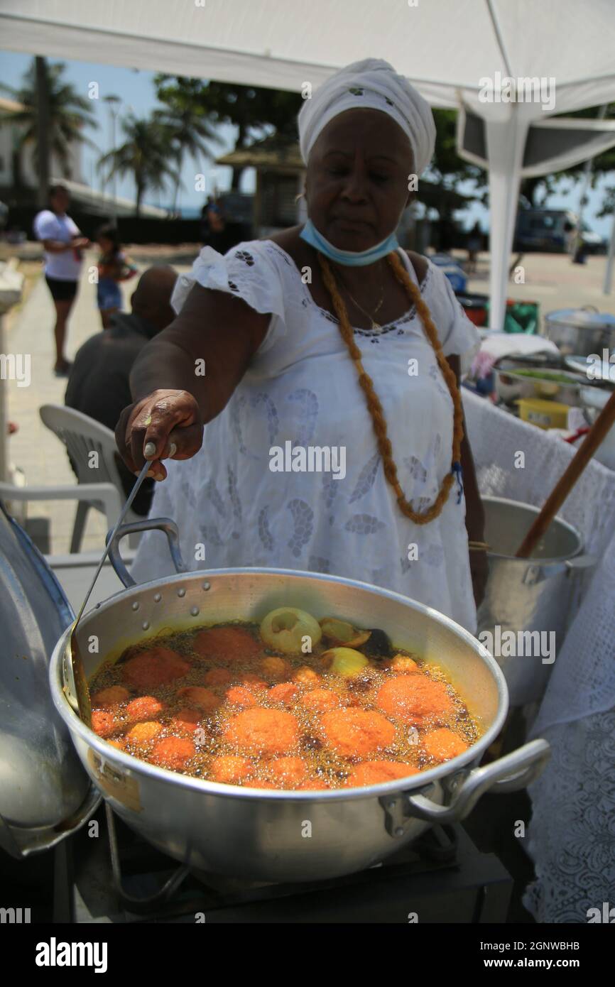 Dende oil hi-res stock photography and images - Alamy