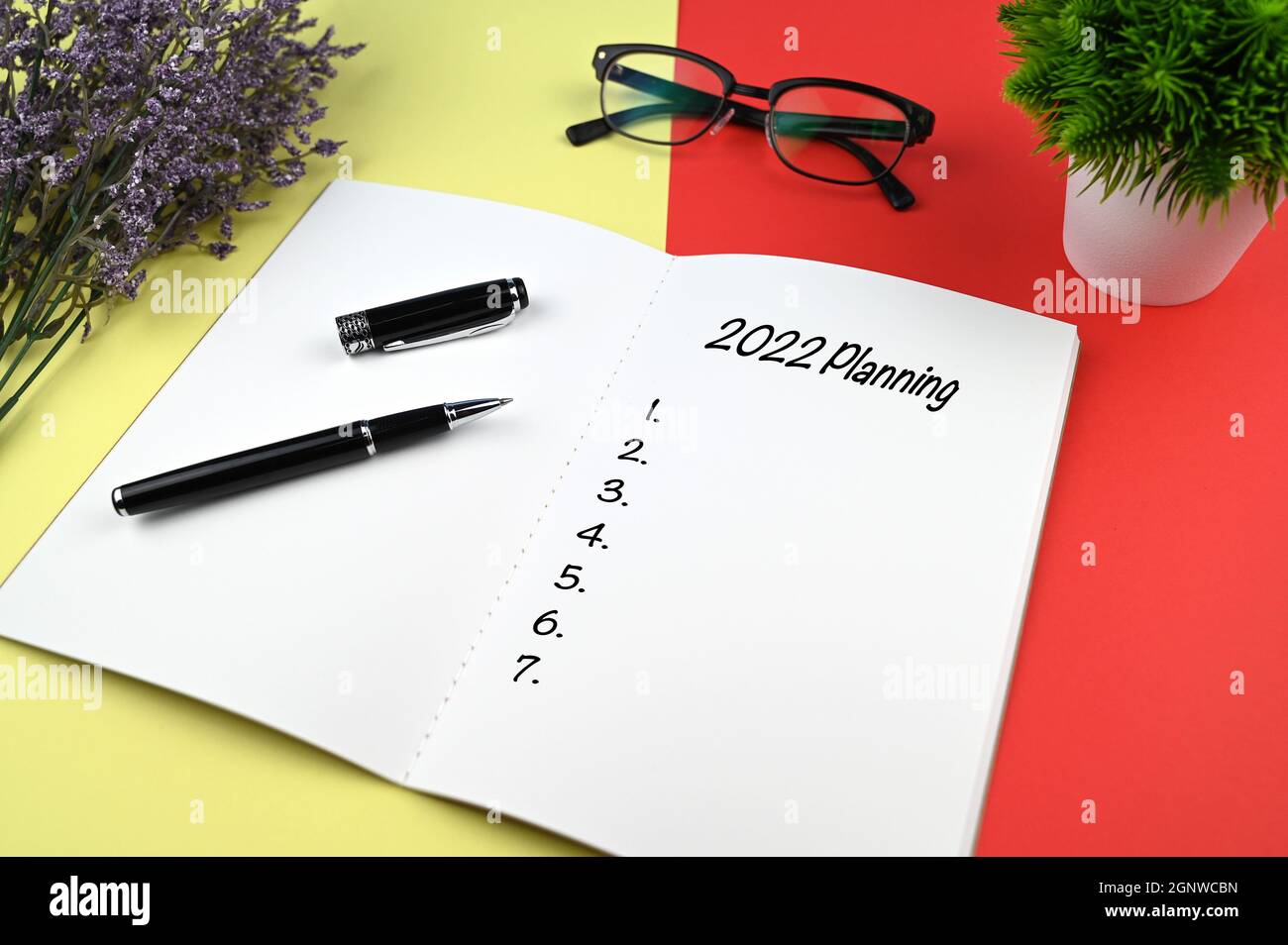 2022 planning hi-res stock photography and images - Alamy