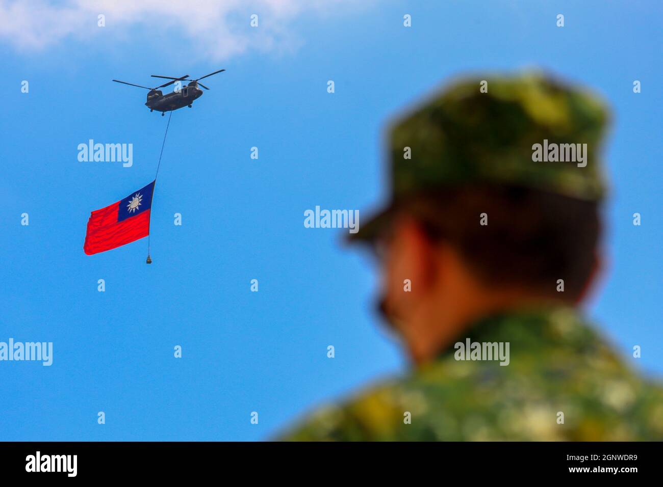 China military parade flag hi-res stock photography and images - Alamy