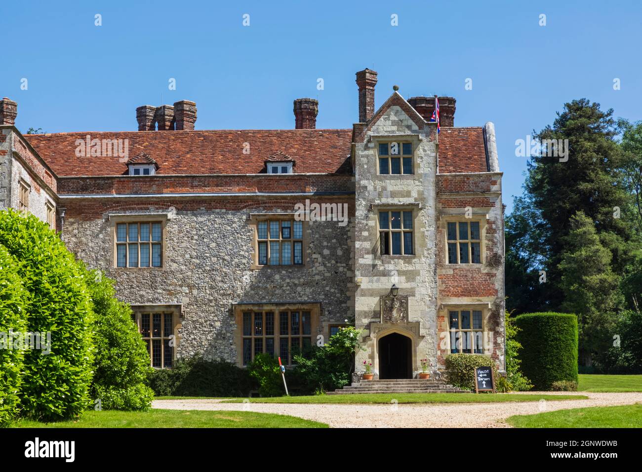 England, Hampshire, Alton, Chawton, Chawton House Stock Photo - Alamy