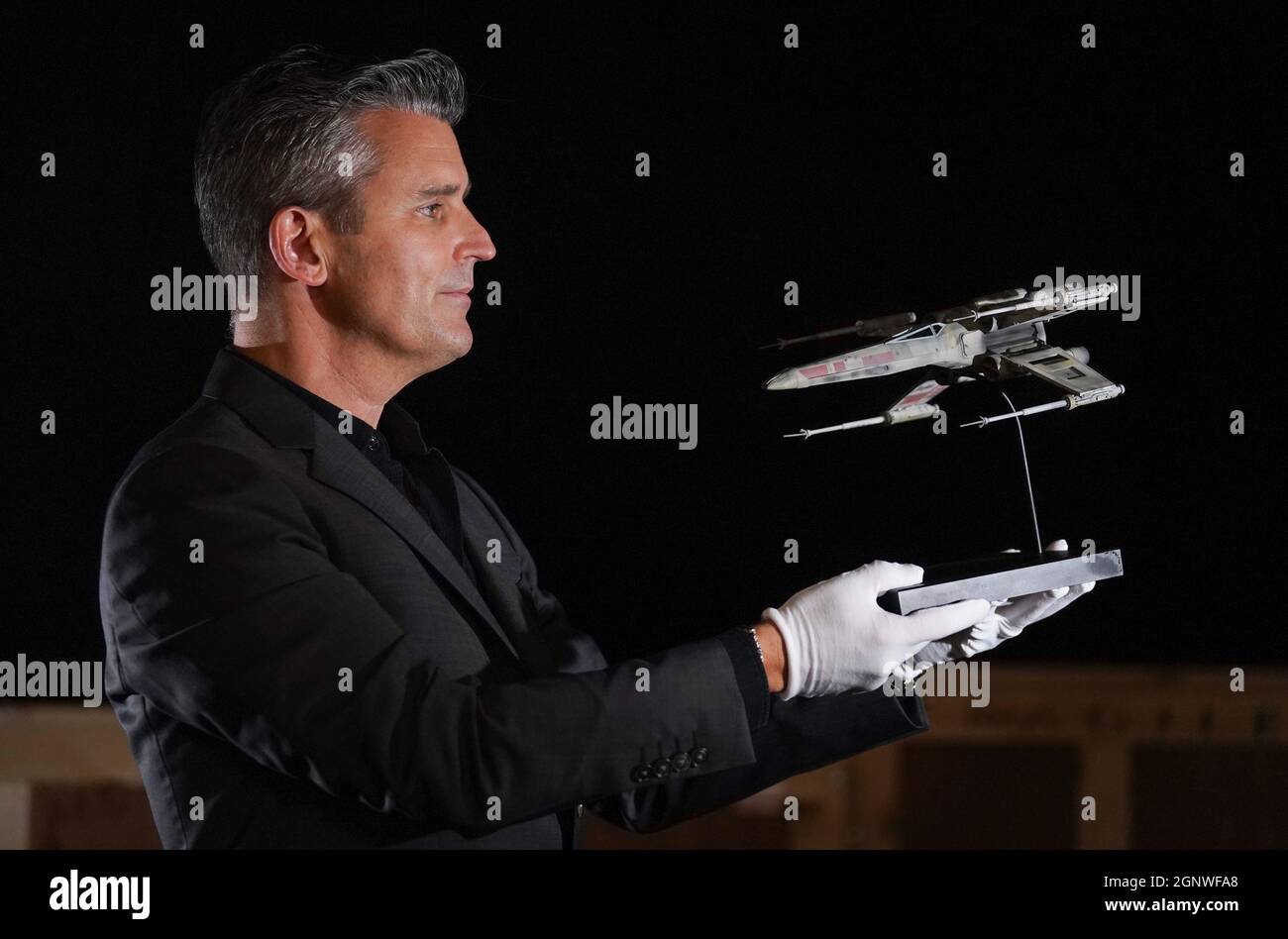 Return of the jedi x wing hi-res stock photography and images - Alamy