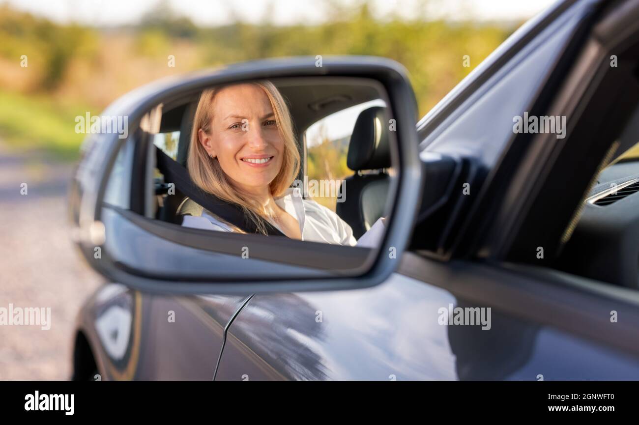 Mature driver mirror hi-res stock photography and images - Alamy