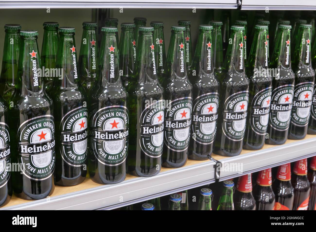 HEINEKEN GLASS BOTTLES OF BEER INSIDE THE FOOD MEGA STORE Stock Photo ...