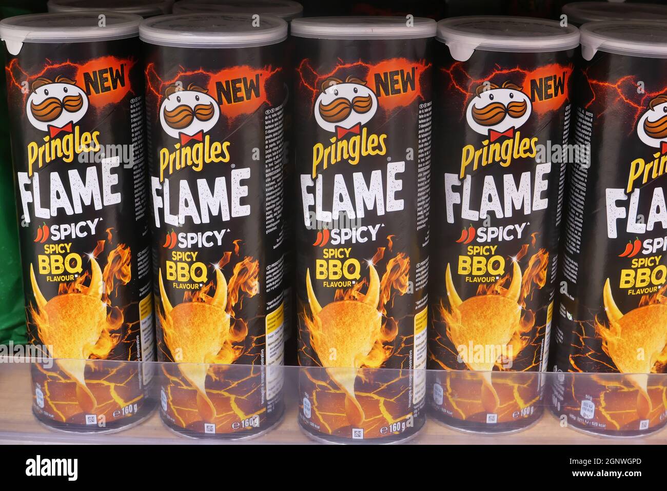 PRINGLES SNACK TUBES ON DISPLAY INSIDE THE FOOD MEGA STORE Stock Photo ...