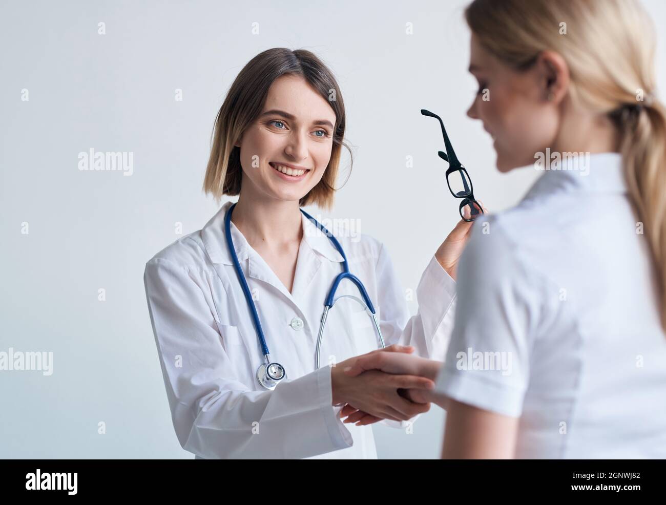 Doctor stethoscope healing procedures hi-res stock photography and ...