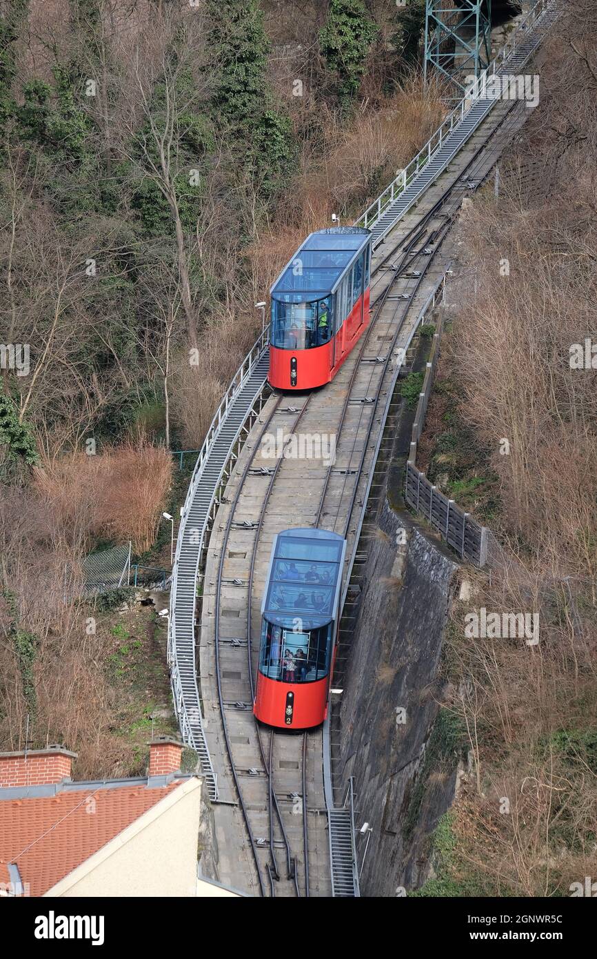 Modern funicular climbing to Schlossberg and Graz city panoramic view ...