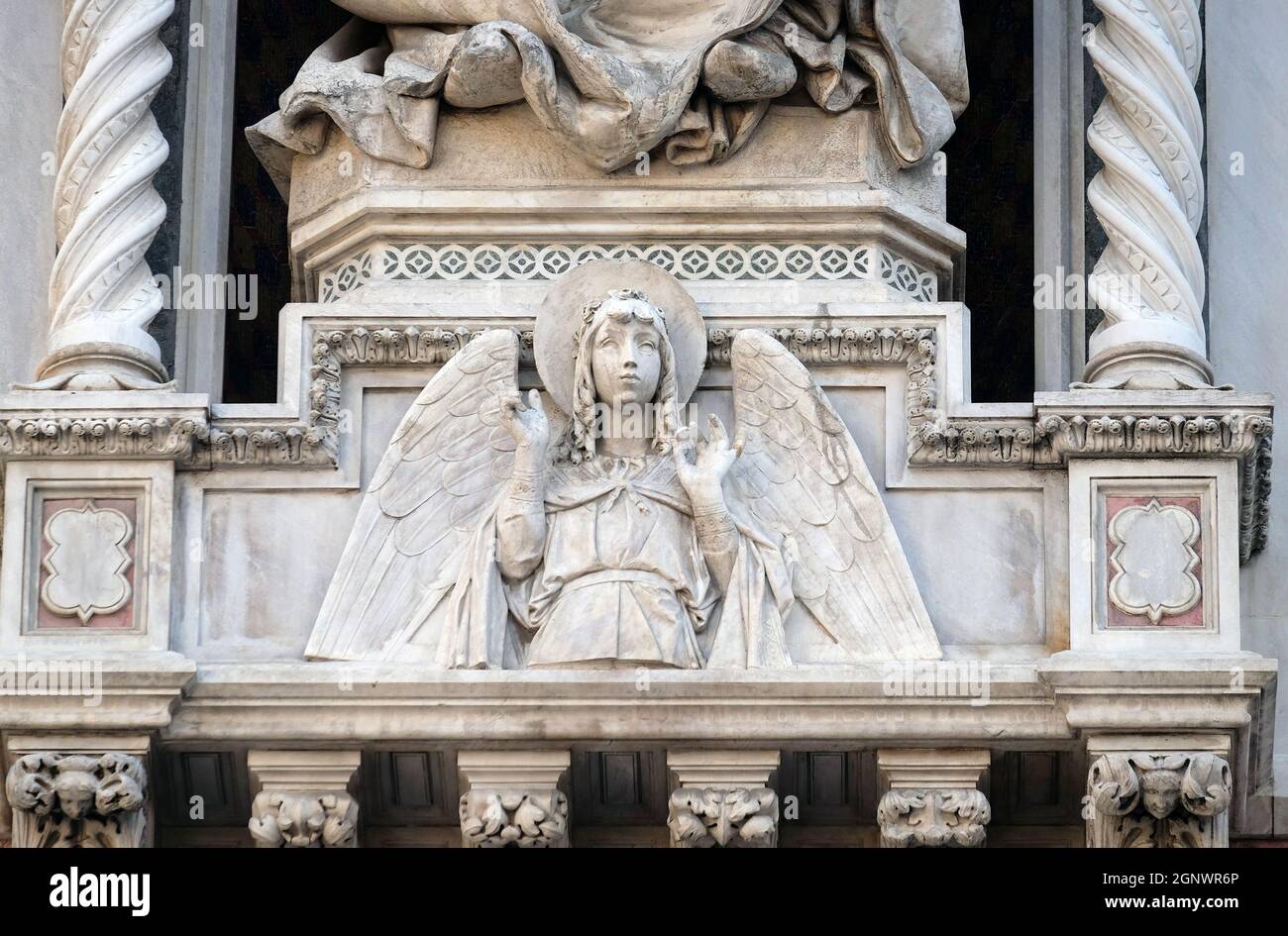 Angel, Portal of Cattedrale di Santa Maria del Fiore (Cathedral of ...